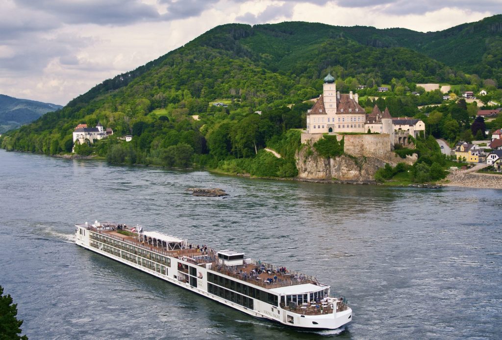 Crystal Bach Ship Review | Cruise Ship Ratings | Porthole Cruise