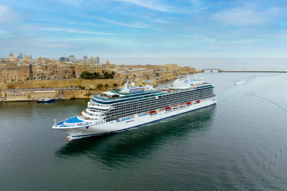 Oceania Cruises Offers Holiday Savings and Onboard Extras